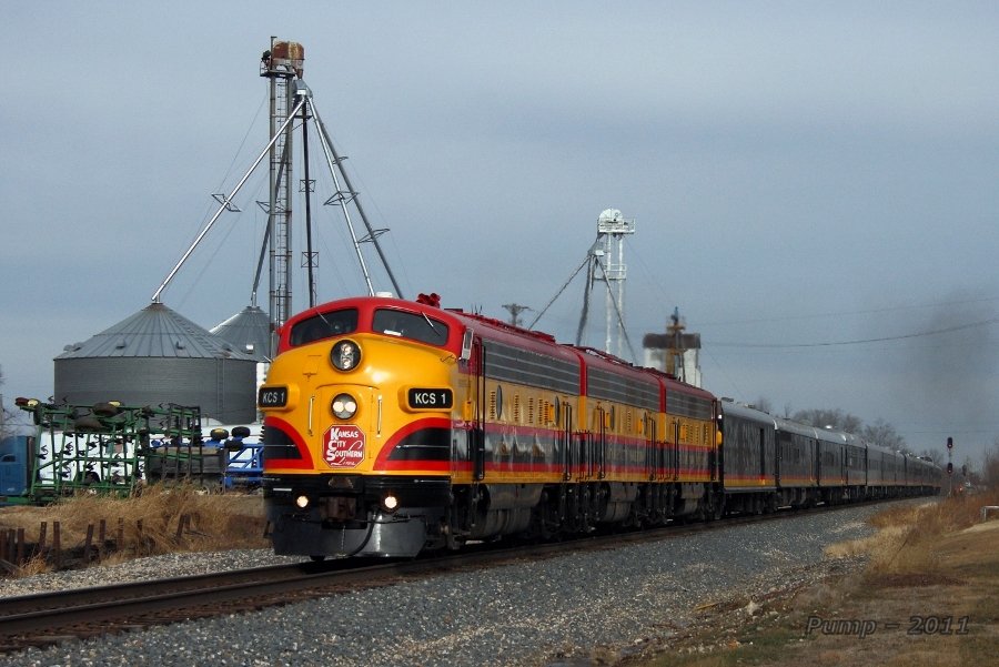 Southbound KCS Special Business Train - The Southern Belle